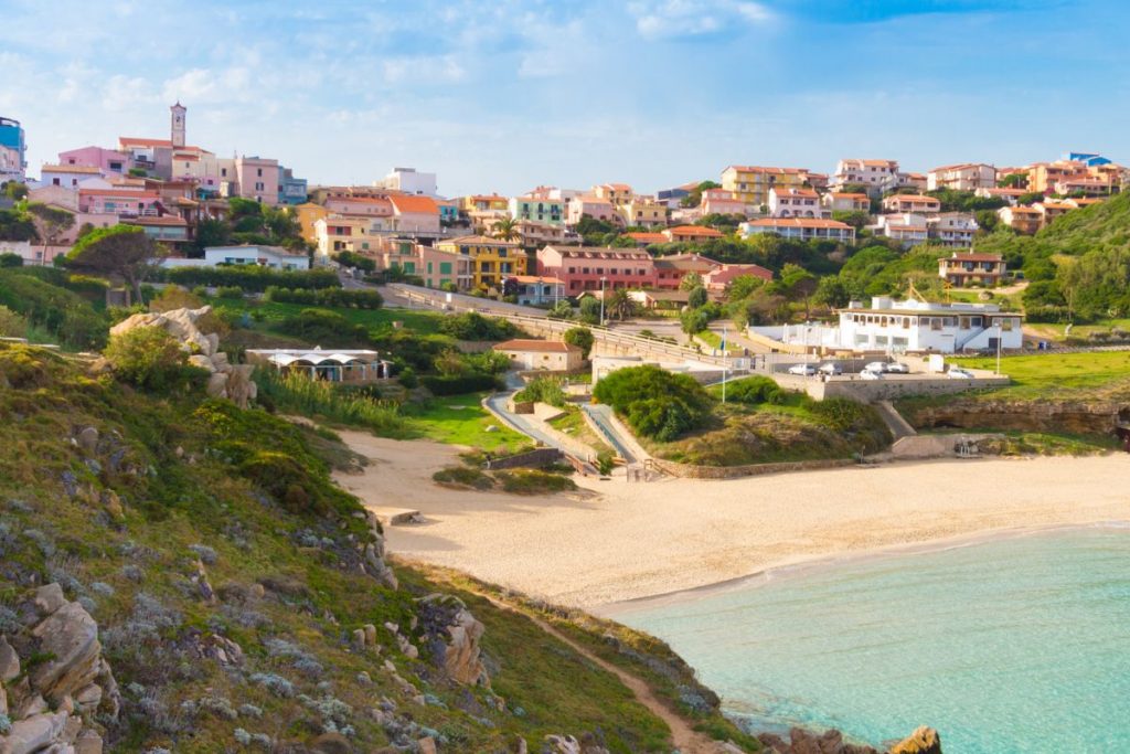 Les 10 plus beaux villages de la Sardaigne à voir en 2025 - Splendia